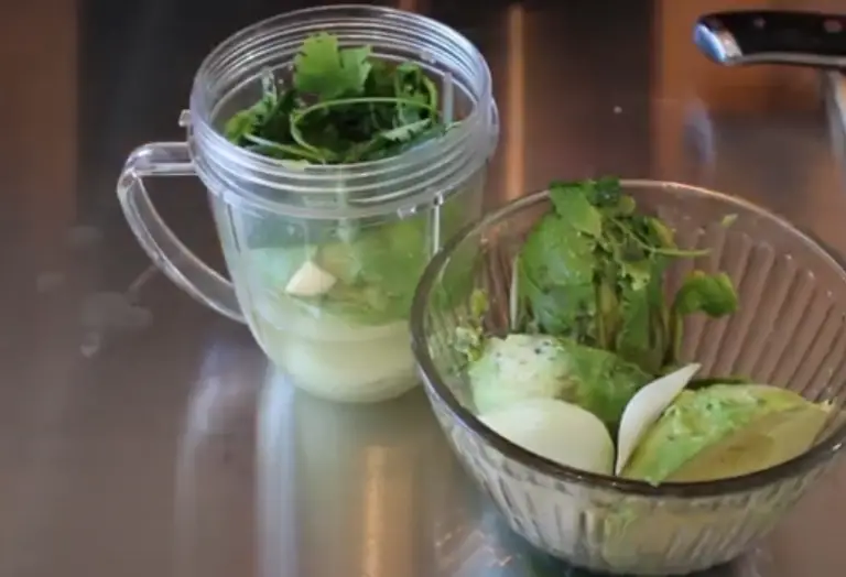 El Pollo Loco Avocado Salsa Recipe With Cilantro & Jalapeno