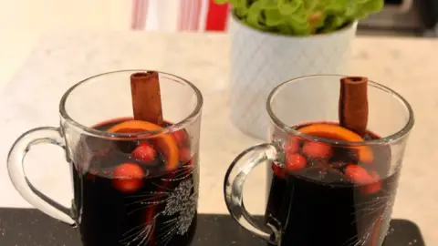 The Perfect Hot Mulled Wine Recipe: A Cozy Winter Tradition - 2026